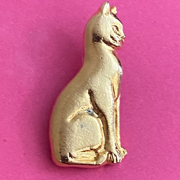 Camco | Jewelry | 5vintage Camco Gold Tone Cat Pin | Poshmark